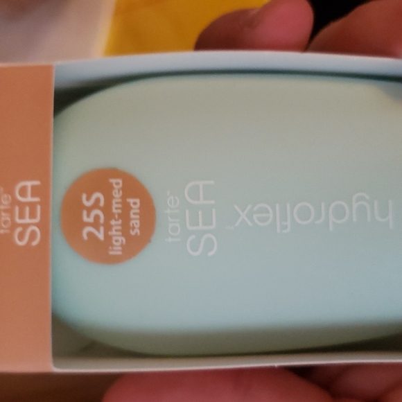 tarte | Makeup | Tarte Sea Hydroflex Serum Foundation In Shade 25s Light Medium Sand | Poshmark